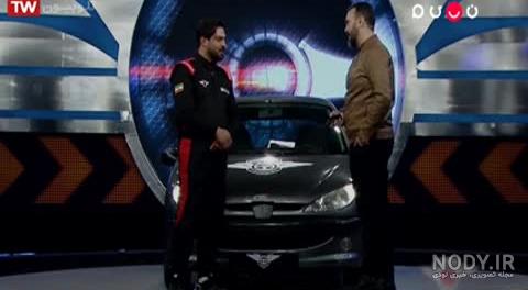 ارشا اقدسی در دست فرمون - عکس نودی